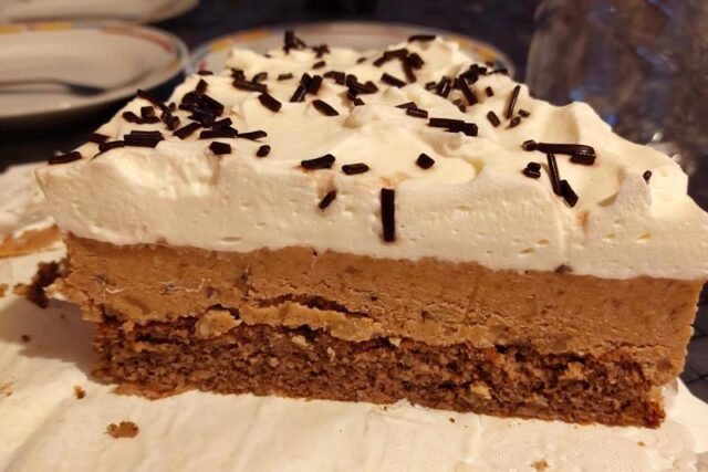 PLAZMA TORTA: Legenda među tortama bez pečenja, gotova za manje od 30 ...